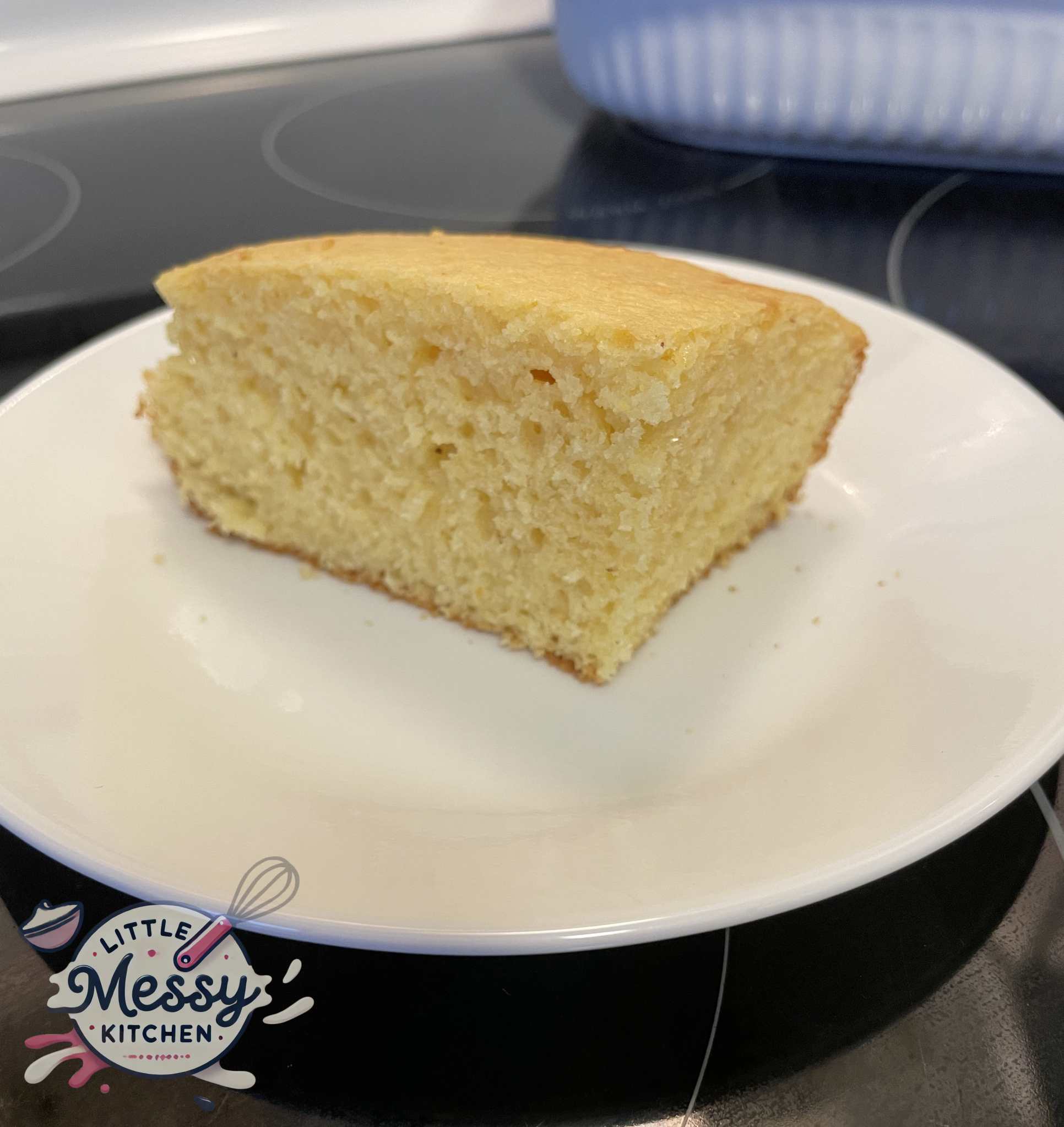 Best Sweet Cornbread Recipe – Buttery & Moist – LITTLE MESSY KITCHEN